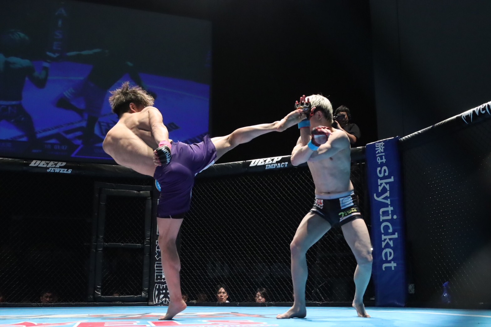 栗山葵と中務太陽が復帰戦で勝利、フェザー級GPリザーブマッチは延命そらがKO勝ち。大井すずのMMAデビュー戦などDEEP大阪大会の試合結果 ...